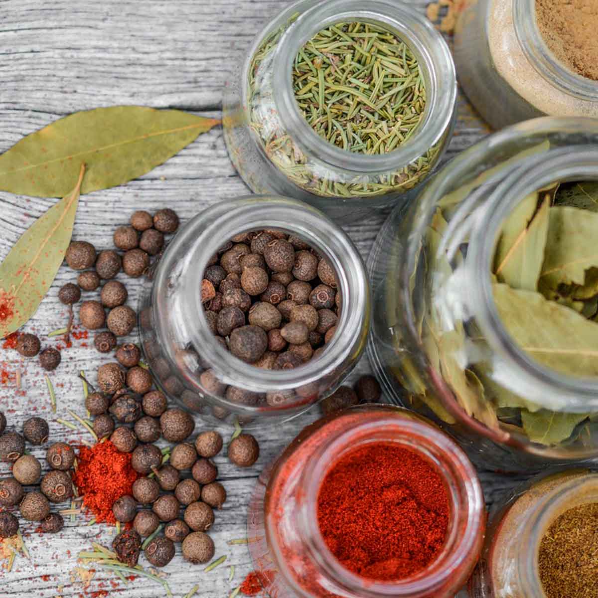 Descubra 15 Temperos Para Ter Em Casa - 25/12/2025