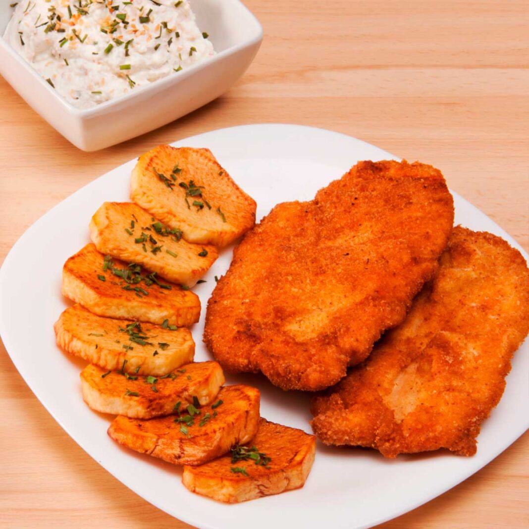 Filé de Frango à Milanesa: Uma Delícia Crocante