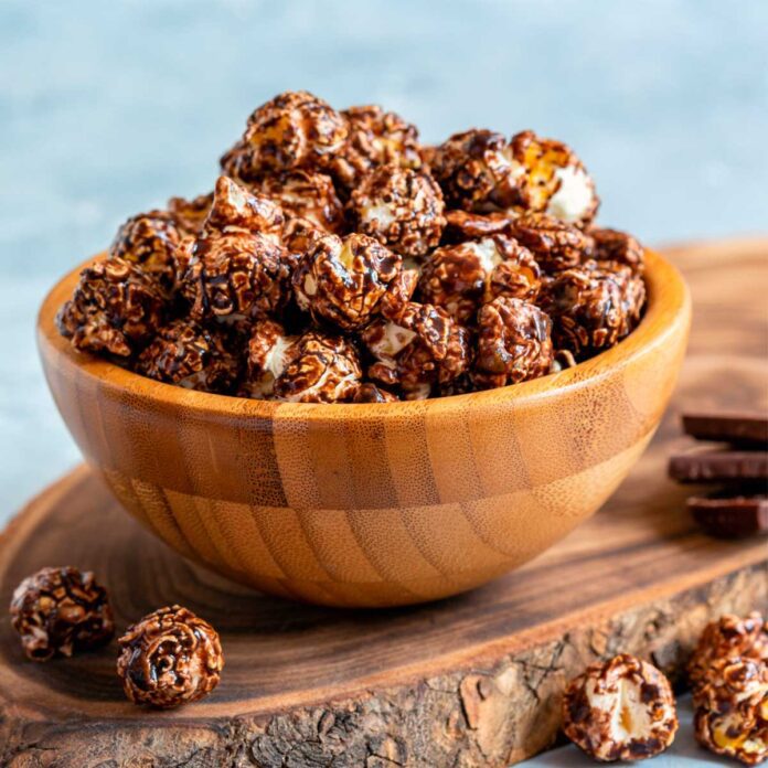 Pipoca de Chocolate - Fácil e Crocante